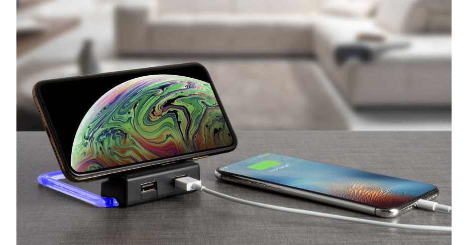 Meh: 2-Pack: Xtreme Power Rotating Wireless Charger with 2 USB Ports