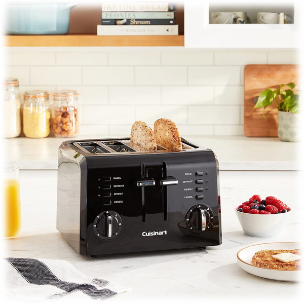 SideDeal: Cuisinart 4-Slice Compact Toaster