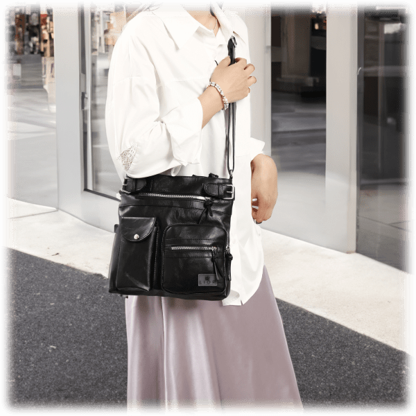 MorningSave: Lior Multi-Pocket Crossbody Bag