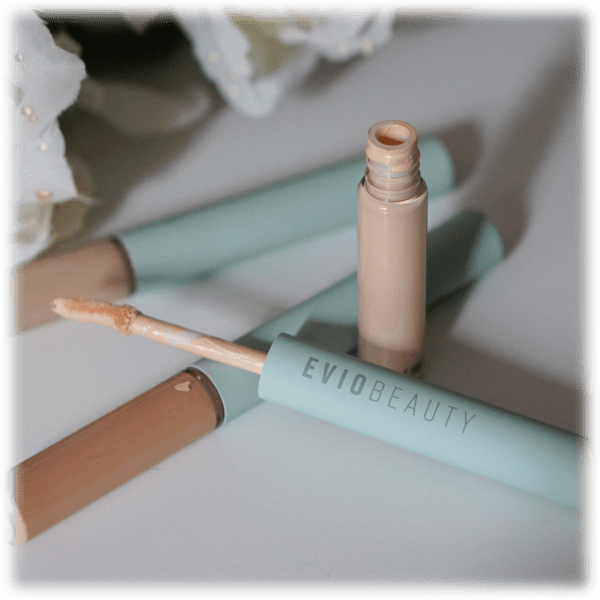 MorningSave: Evio Beauty Concealer, Gloss, & Primer Bundle