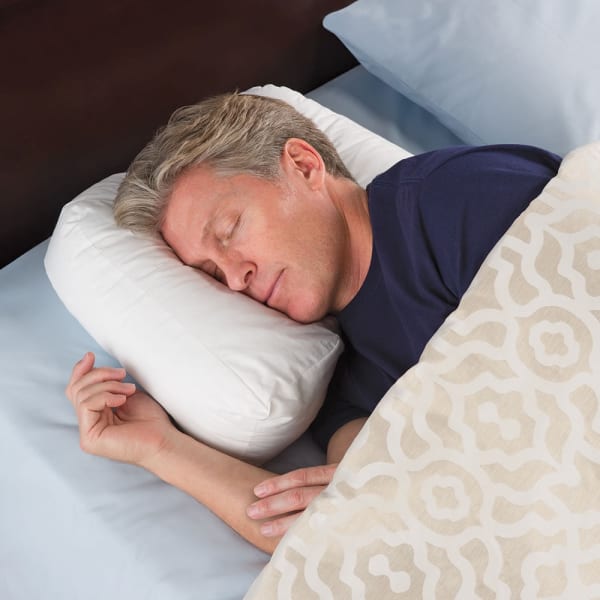 Hammacher Schlemmer: The Side Sleeper's Ergonomic Pillow