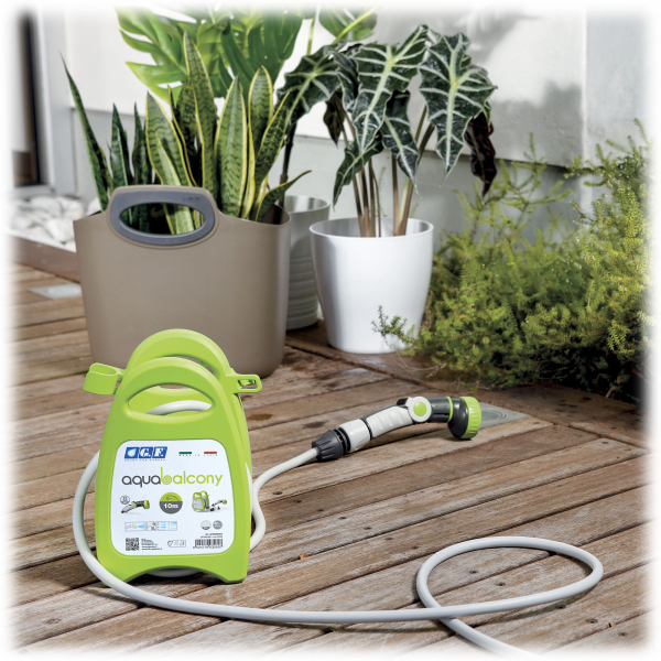 SideDeal: GF Garden 33FT Aquabalcony Hose with 8-Function Sprayer