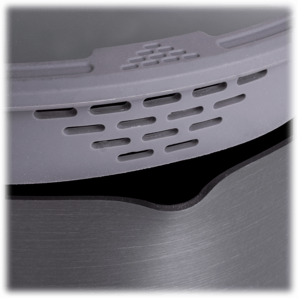 MorningSave: Calphalon 6-Quart Easy System Stock Pot