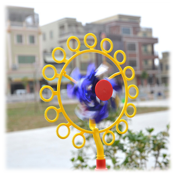 MorningSave: 3-Pack: Britenway Pinwheel Bubble Wands