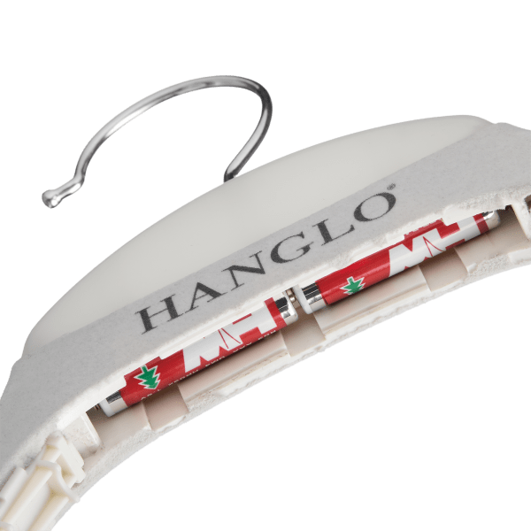 MorningSave: 4-Pack: Hanglo Hanger 2-in-1 Hanger and Closet Light
