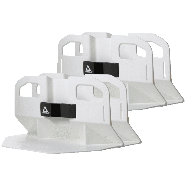 Meh: 4-Pack Stayhold Medium Cargo Holders with Quick Straps