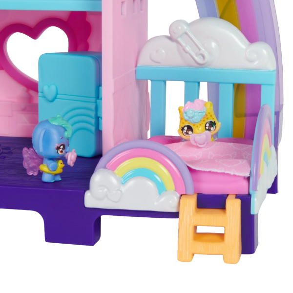 SideDeal: Hatchimals Water Hatch Nursery Playset with 4 Water Hatch Eggs