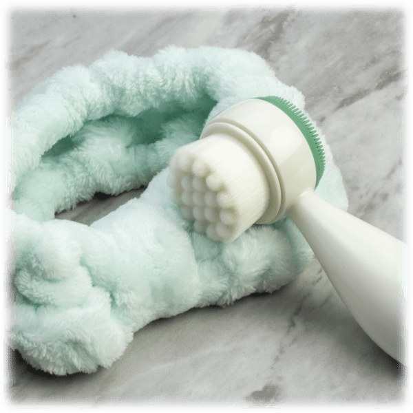 MorningSave: Brookstone Spa Headband and Face Brush Set